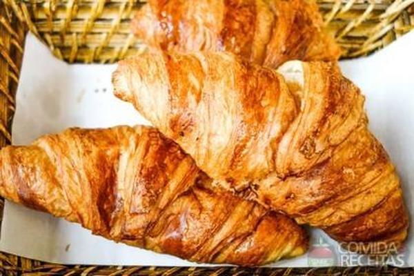 Receita de Croissant recheado - Comida e Receitas