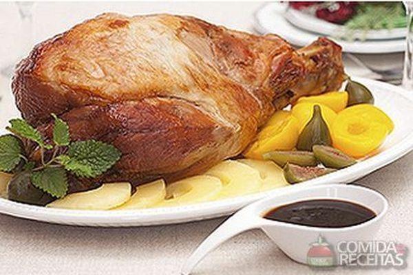 Receita de Pernil com frutas especial - Comida e Receitas