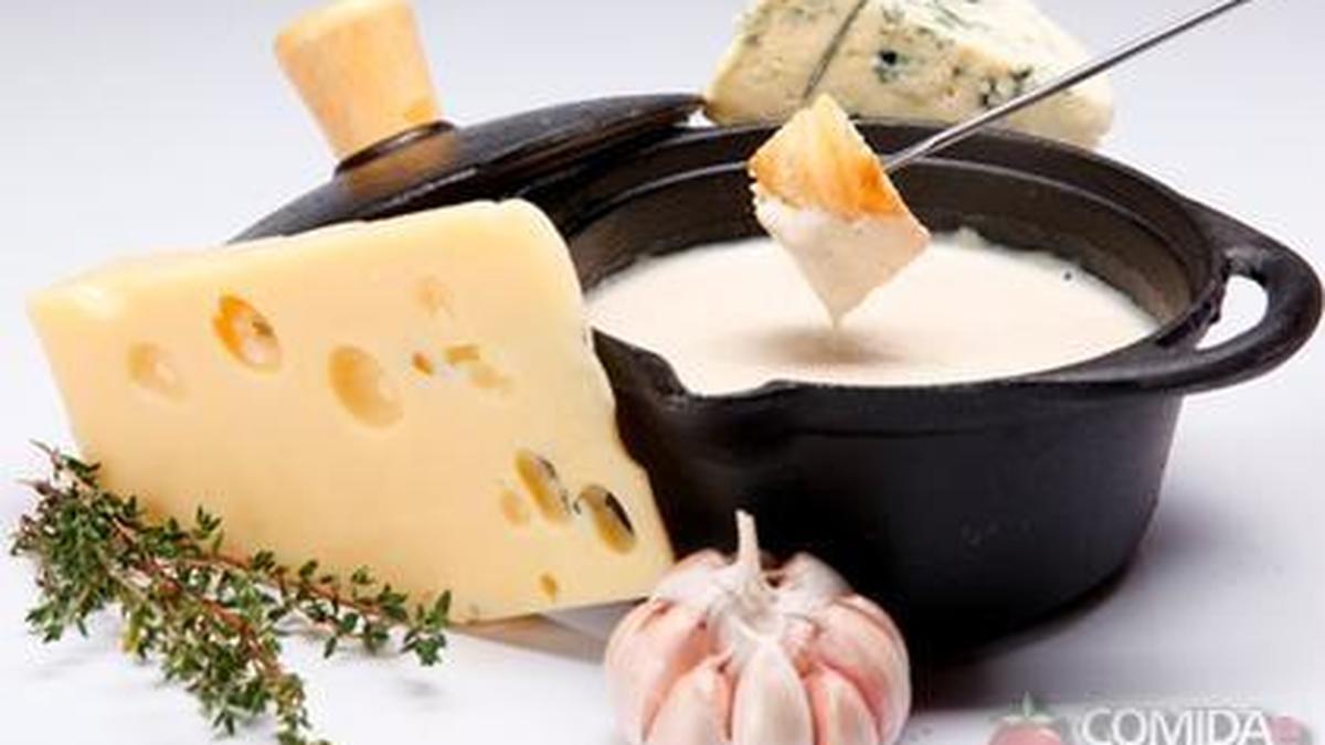Receita de Fondue de queijo - Comida e Receitas