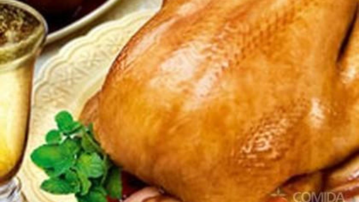 Receita de Chester com pêras ao vinho - Comida e Receitas