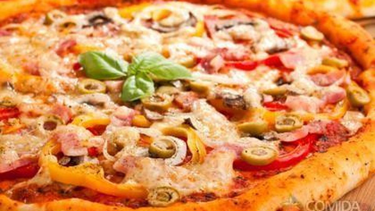 Receita de Pizza de presunto e muçarela - Comida e Receitas