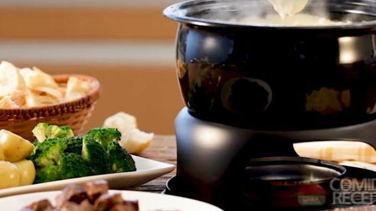 Receita de Fondue 3 queijos - Comida e Receitas