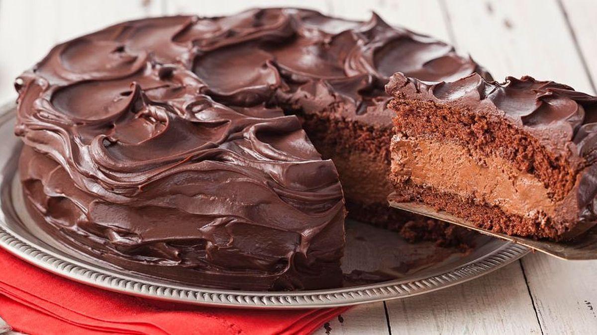 Receita de Bolo com recheio de mousse de chocolate - Comida e Receitas
