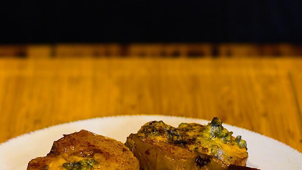 Receita de Maçã assada com mel, canela e gorgonzola - Comida e Receitas