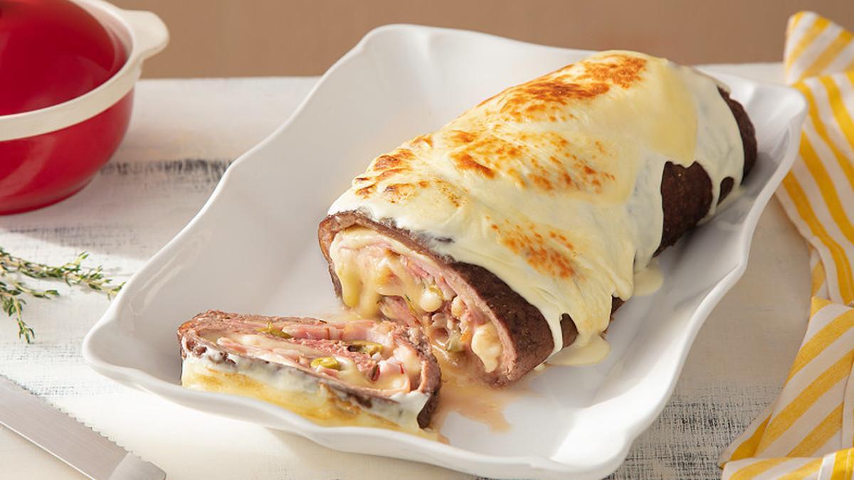 Receita de Rocambole de carne moída recheada - Comida e Receitas