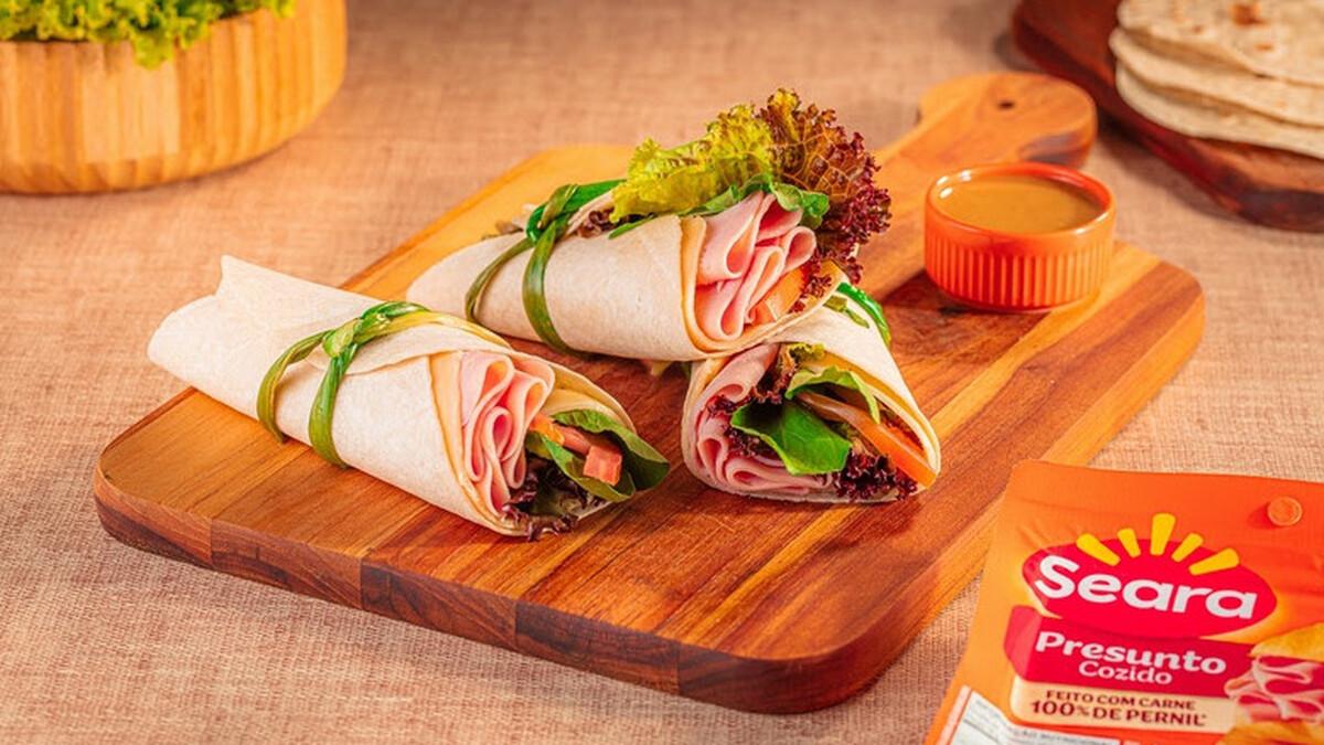 Receita de Enroladinho de presunto cozido e queijo - Comida e Receitas