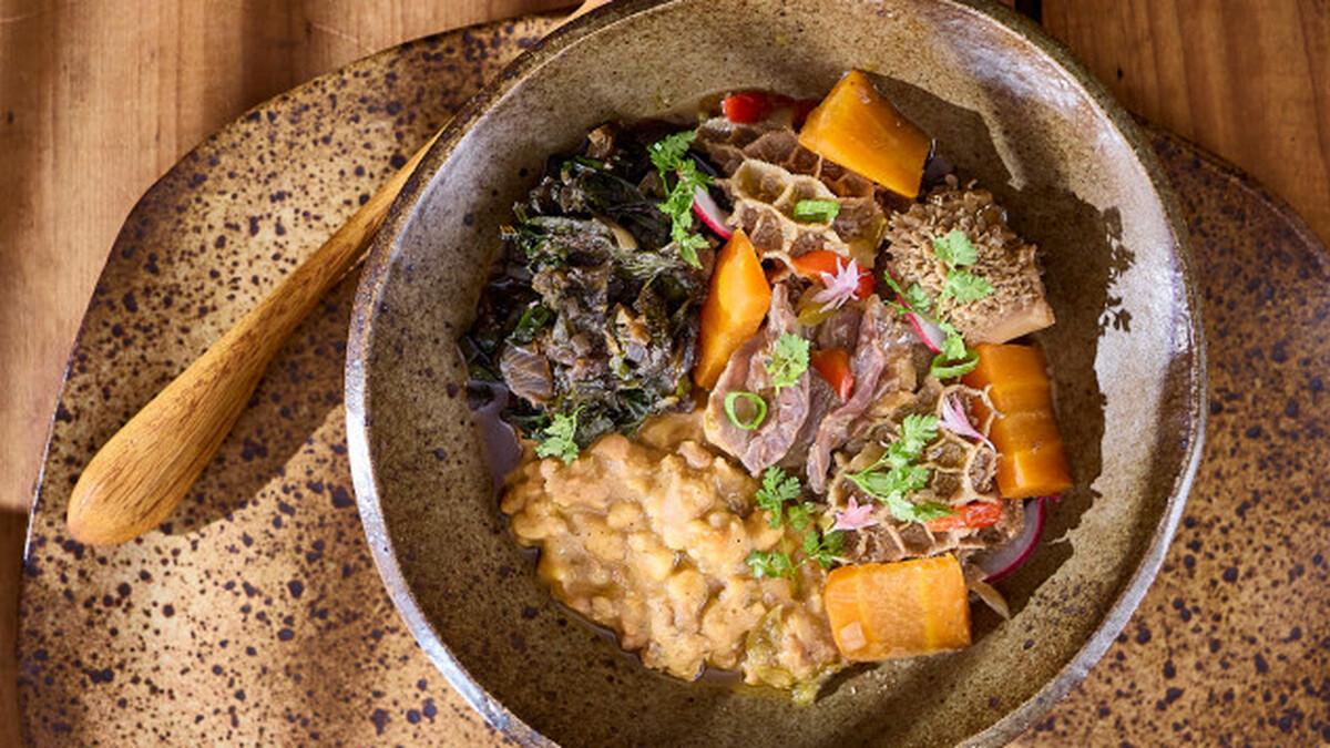 Receita de Istambu no Mugodo ne Chakalaka com espinafre - Comida e Receitas