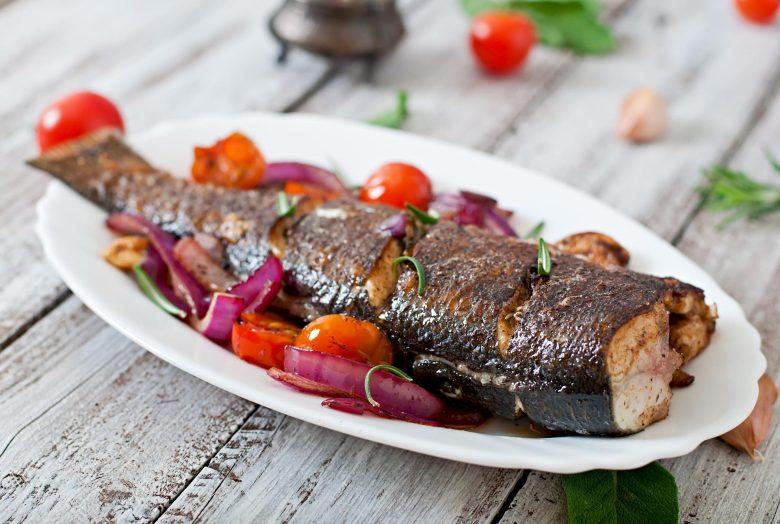 Receita de Robalo assado ao óleo de coco - Comida e Receitas