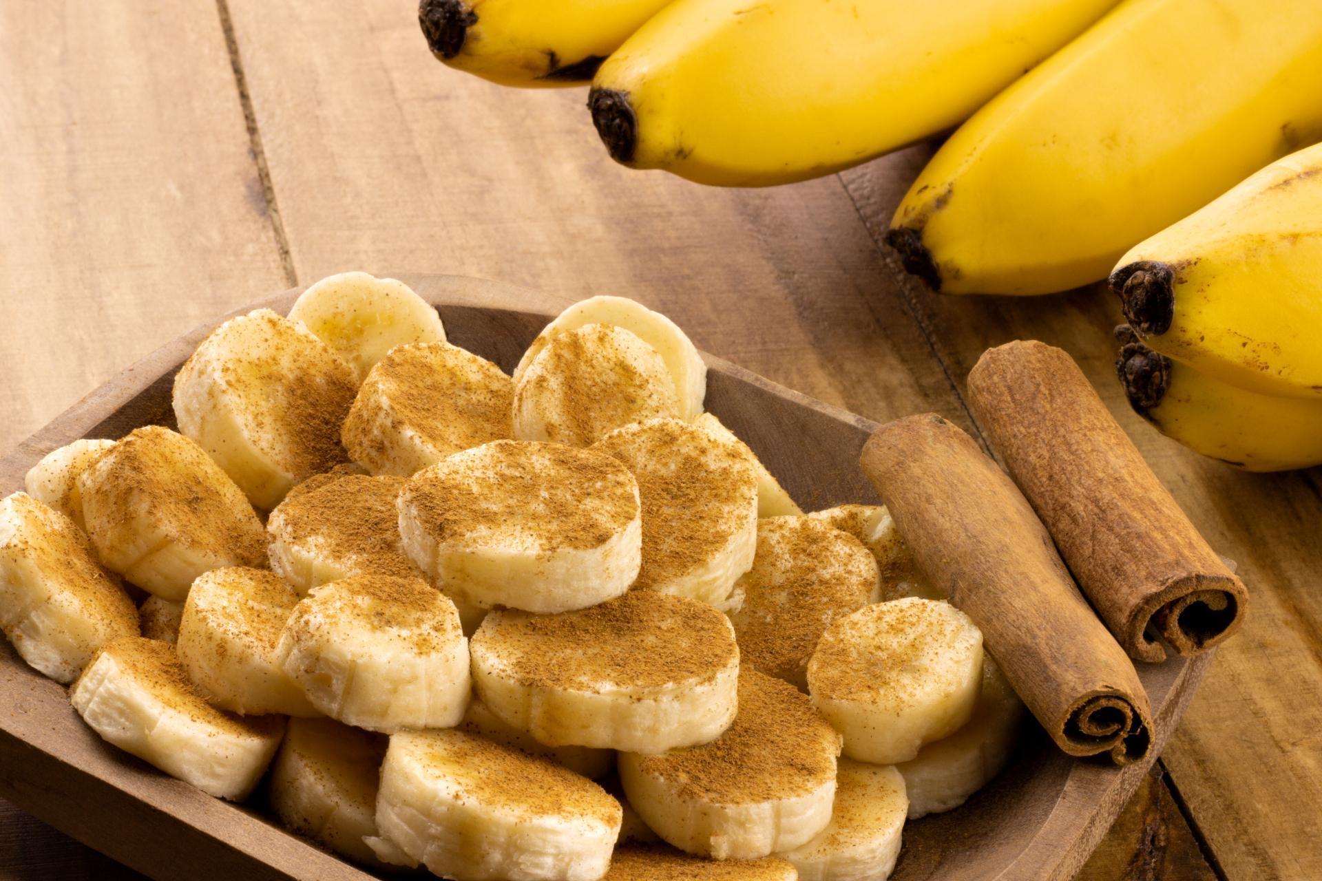 Receita de Banana frita na manteiga com açúcar e canela - Comida e Receitas