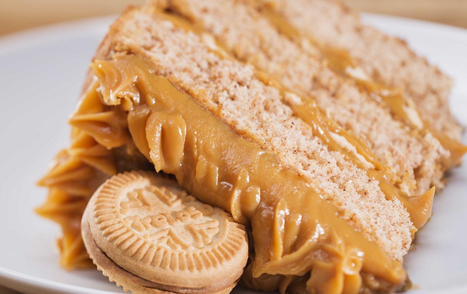 Receita de Bolo de churros recheado de doce de leite - Comida e Receitas