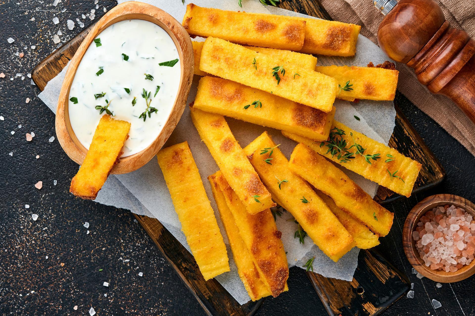 Receita de Polenta frita com queijo e ervas na AirFryer - Comida e Receitas