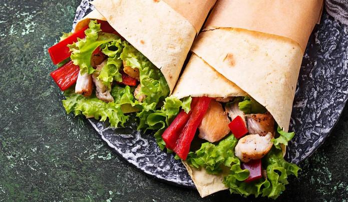 Receita de Wrap de frango com creme de ricota e ervas - Comida e Receitas
